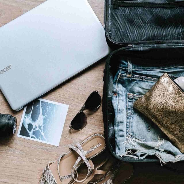 Lost & Delayed Baggage Insurance Cover | Allianz Assistance